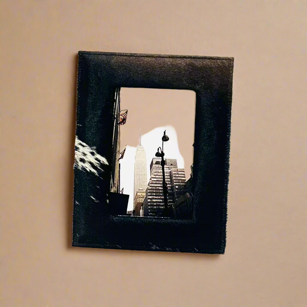 Hand Crafted Frame – Liliana Pardo